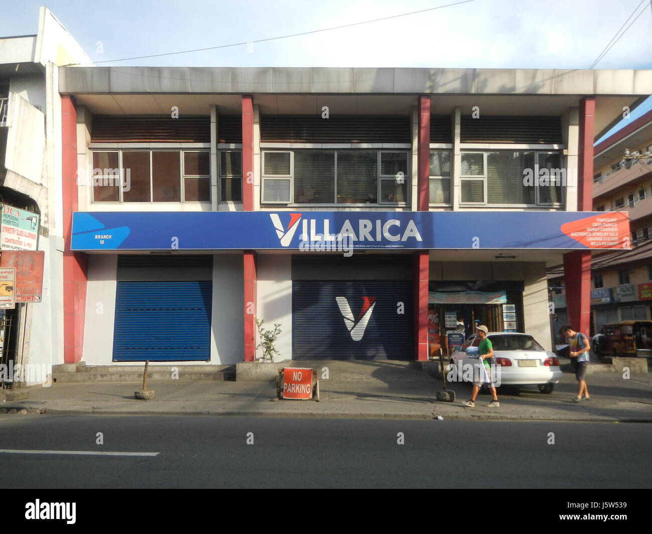 This image features General Kalentong Street Bridge in Mandaluyong City ...