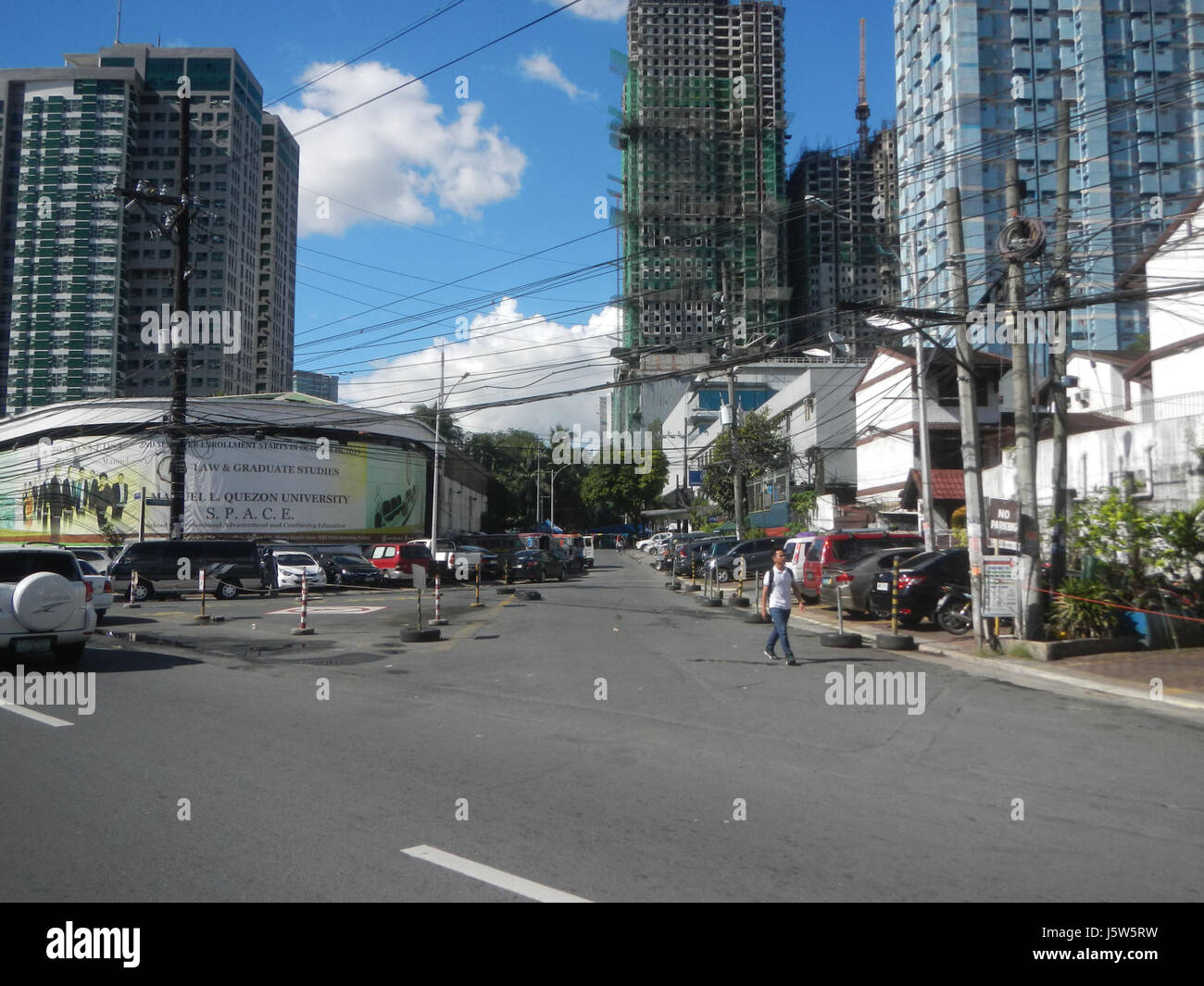 0408 GMA Network Center Timog Avenue Broadcasting 15 Stock Photo - Alamy