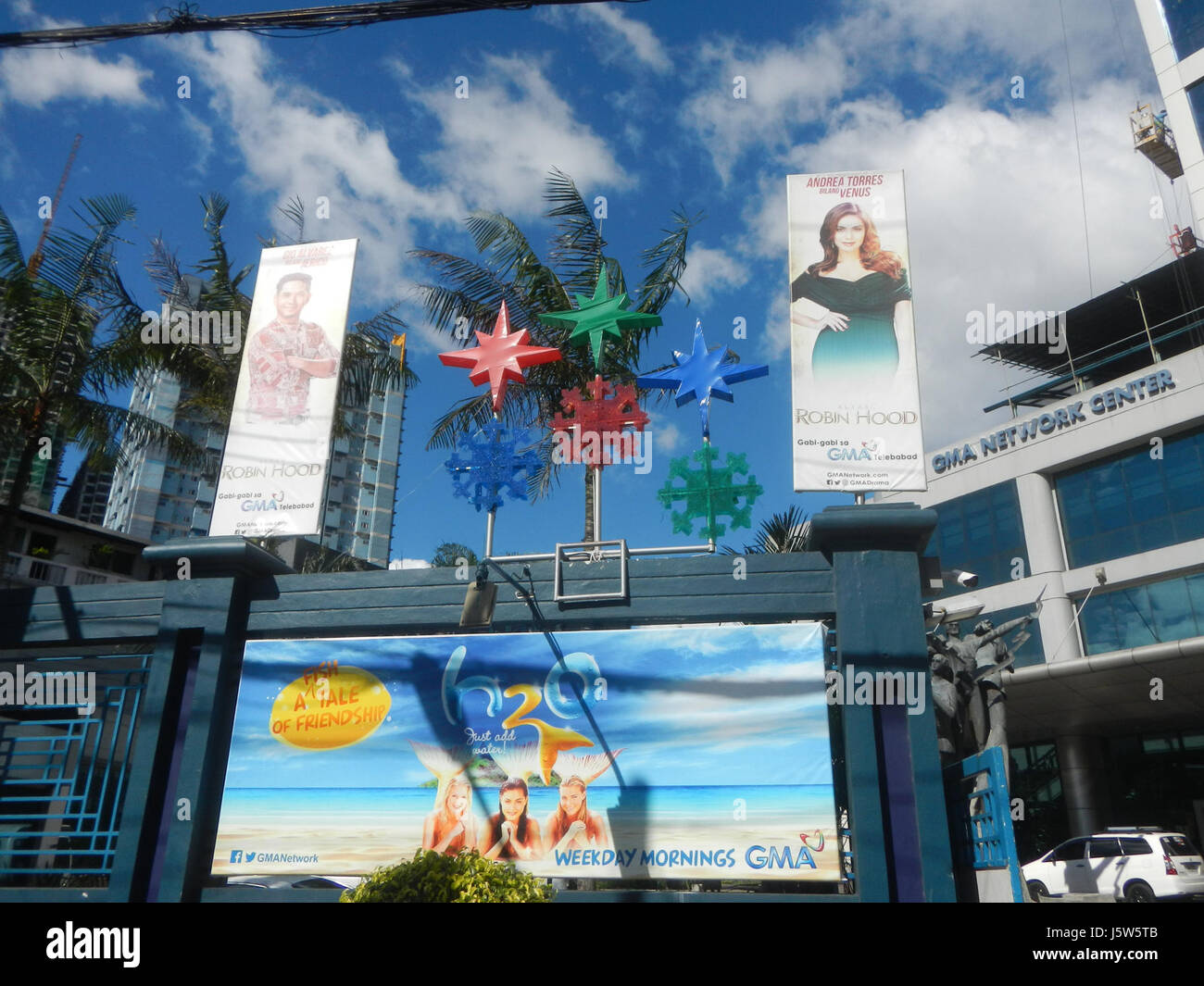 0435 GMA Network Center Timog Avenue Broadcasting 02 Stock Photo - Alamy