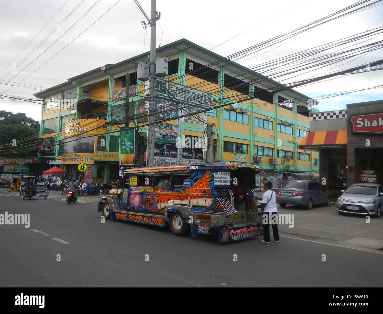The construction of Circumferential Road 8 in Mambugan, Antipolo City ...