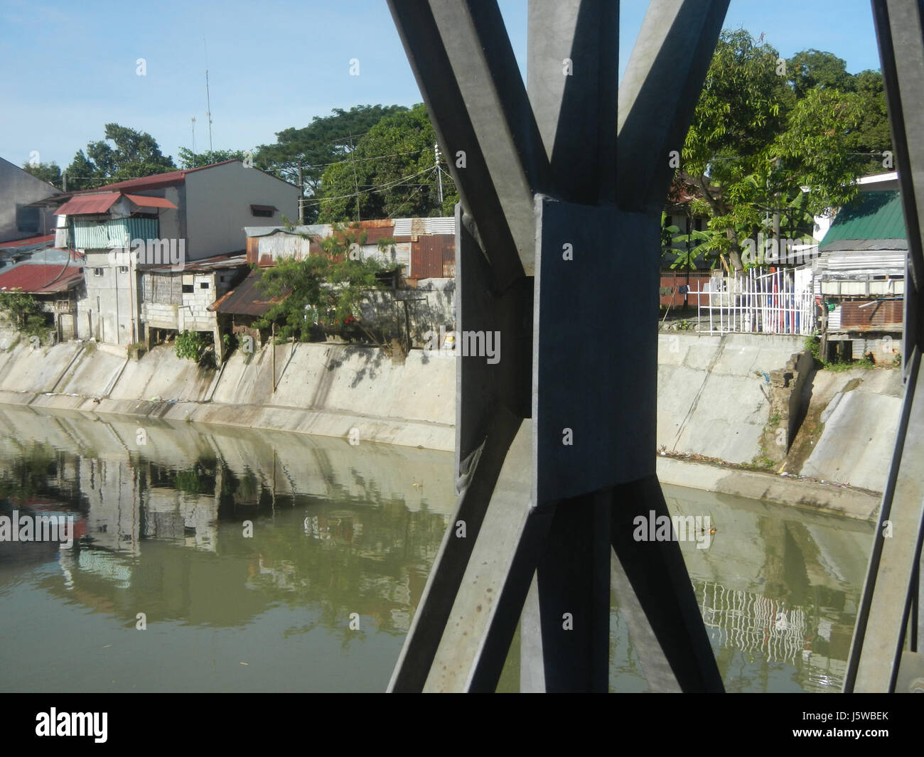 The San Vicente Bridge in San Miguel, Bulacan, spans the Bulacan River ...