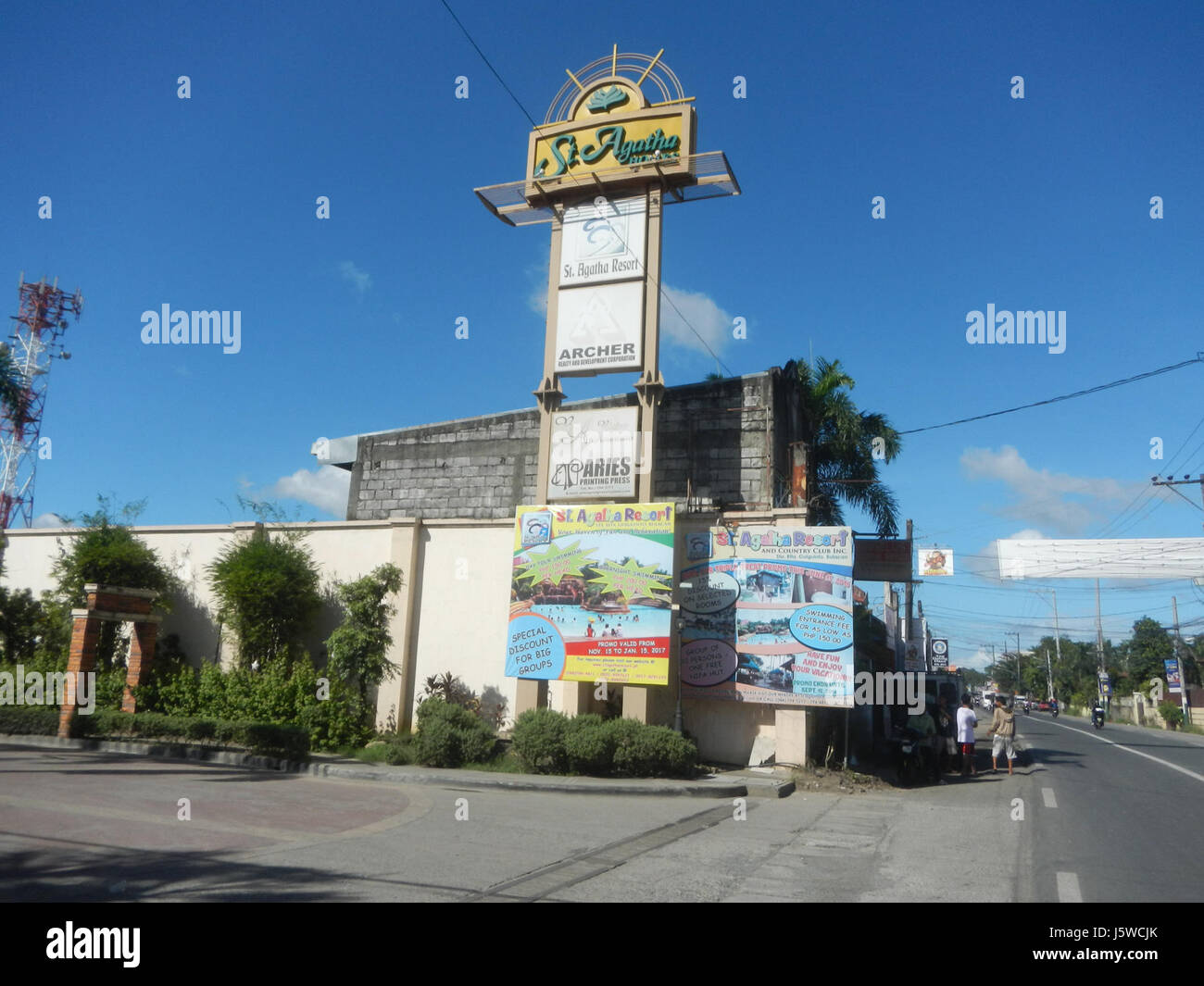 Photograph of Maharlika Highway at Santa Cruz Tabang, Guiguinto ...