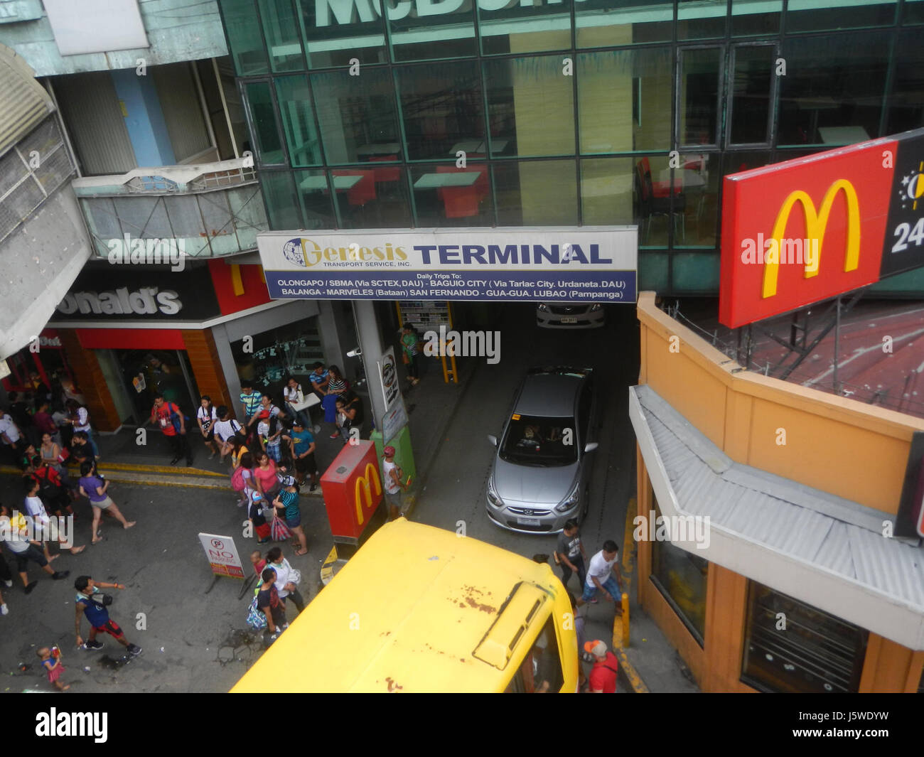 The EDSA Taft Avenue MRT Station in Pasay City is an important ...