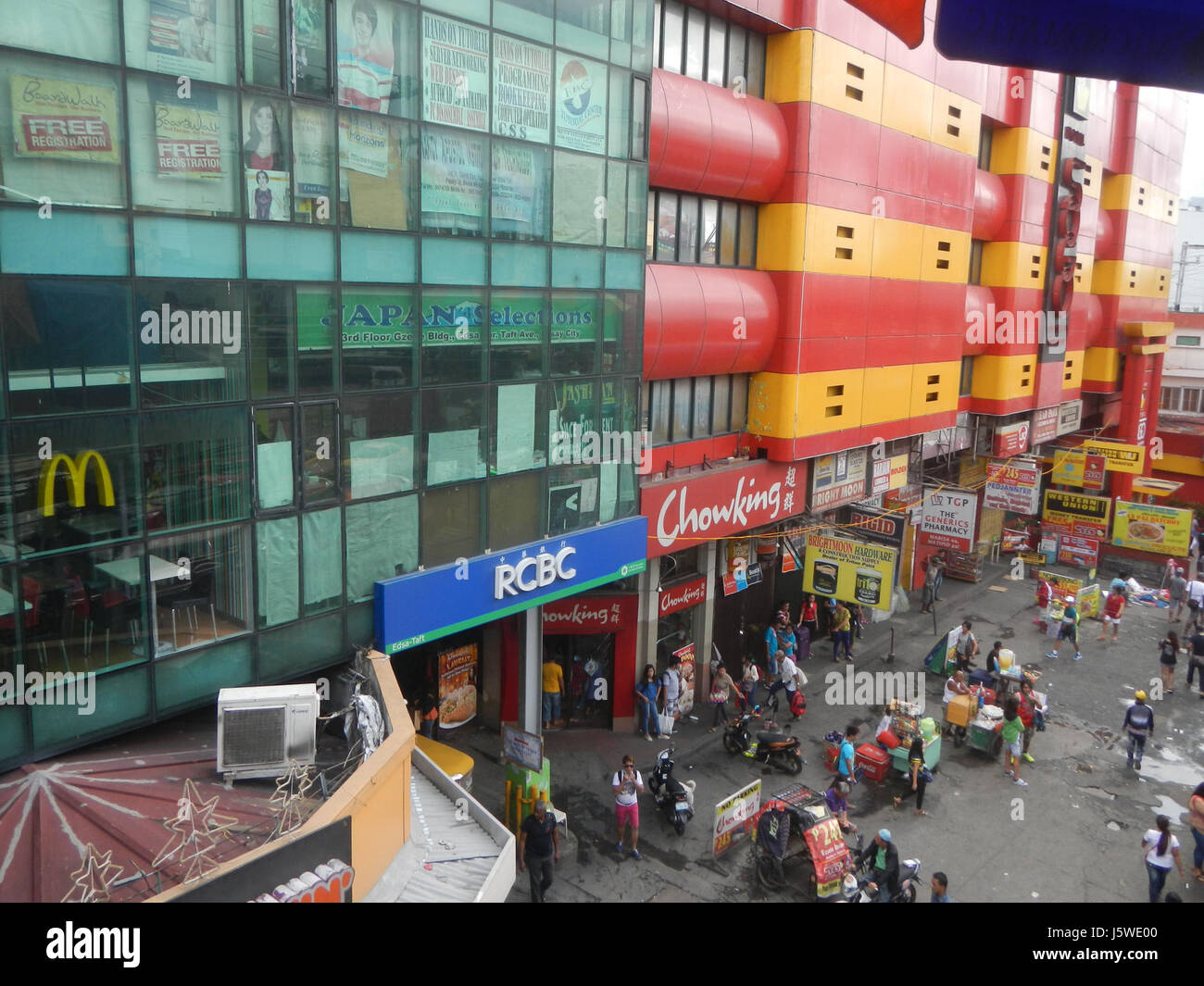 0041 EDSA Taft Avenue MRT Station LRT Footbridge Pasay City 10 Stock ...