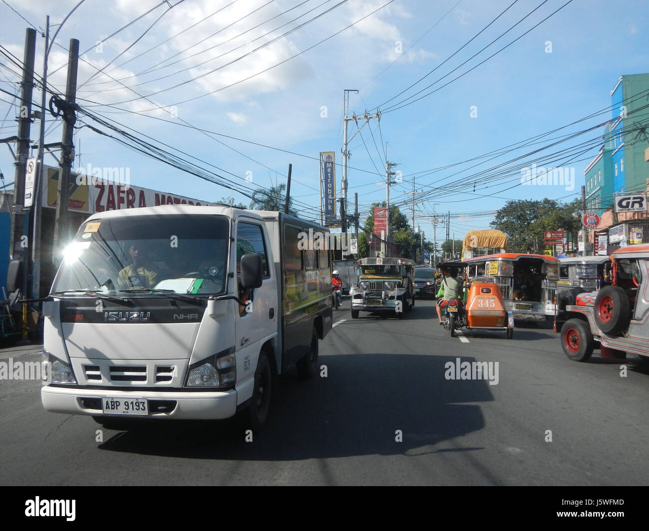 Anonas Extension and V. Luna Avenue Extension in Quezon City are ...