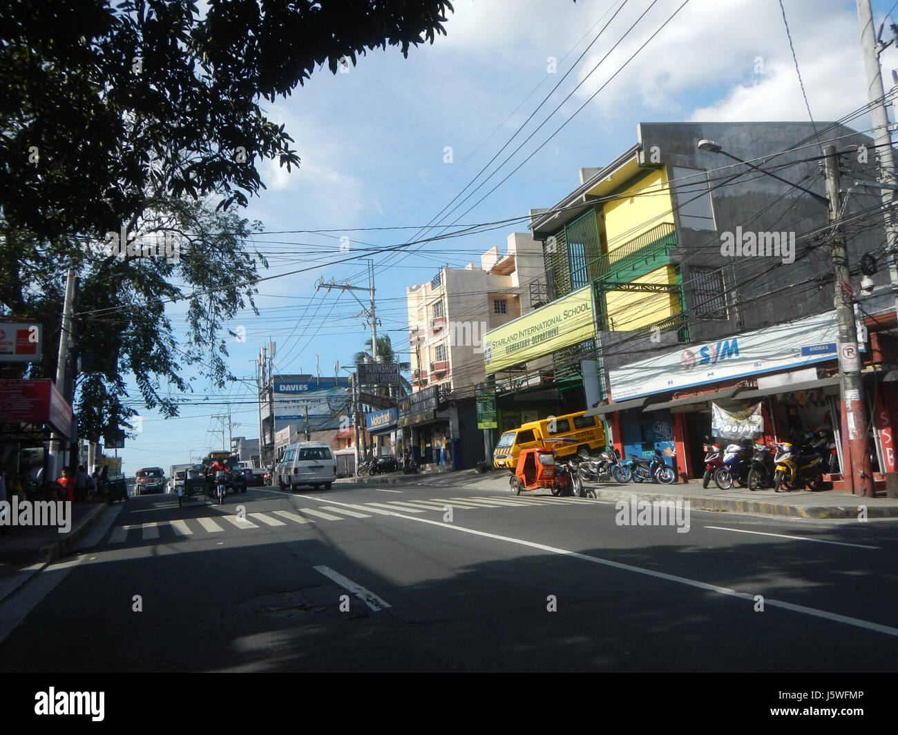 This image captures the Anonas Extension and V. Luna Avenue Extension ...
