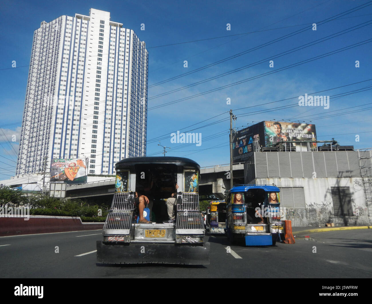 02400 Blue Residences SMDC Aurora Boulevard Katipunan Avenue ...