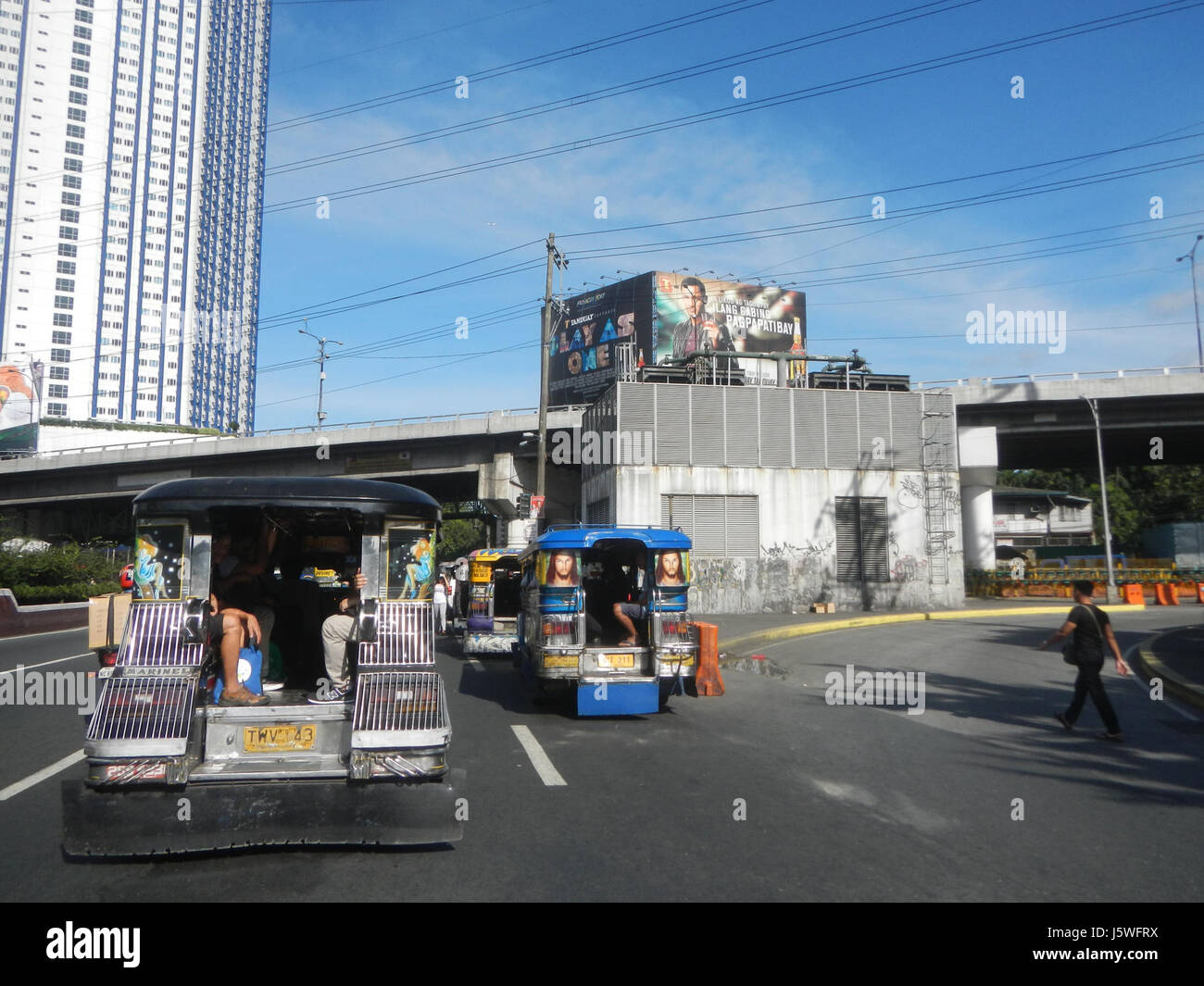 02400 Blue Residences SMDC Aurora Boulevard Katipunan Avenue ...