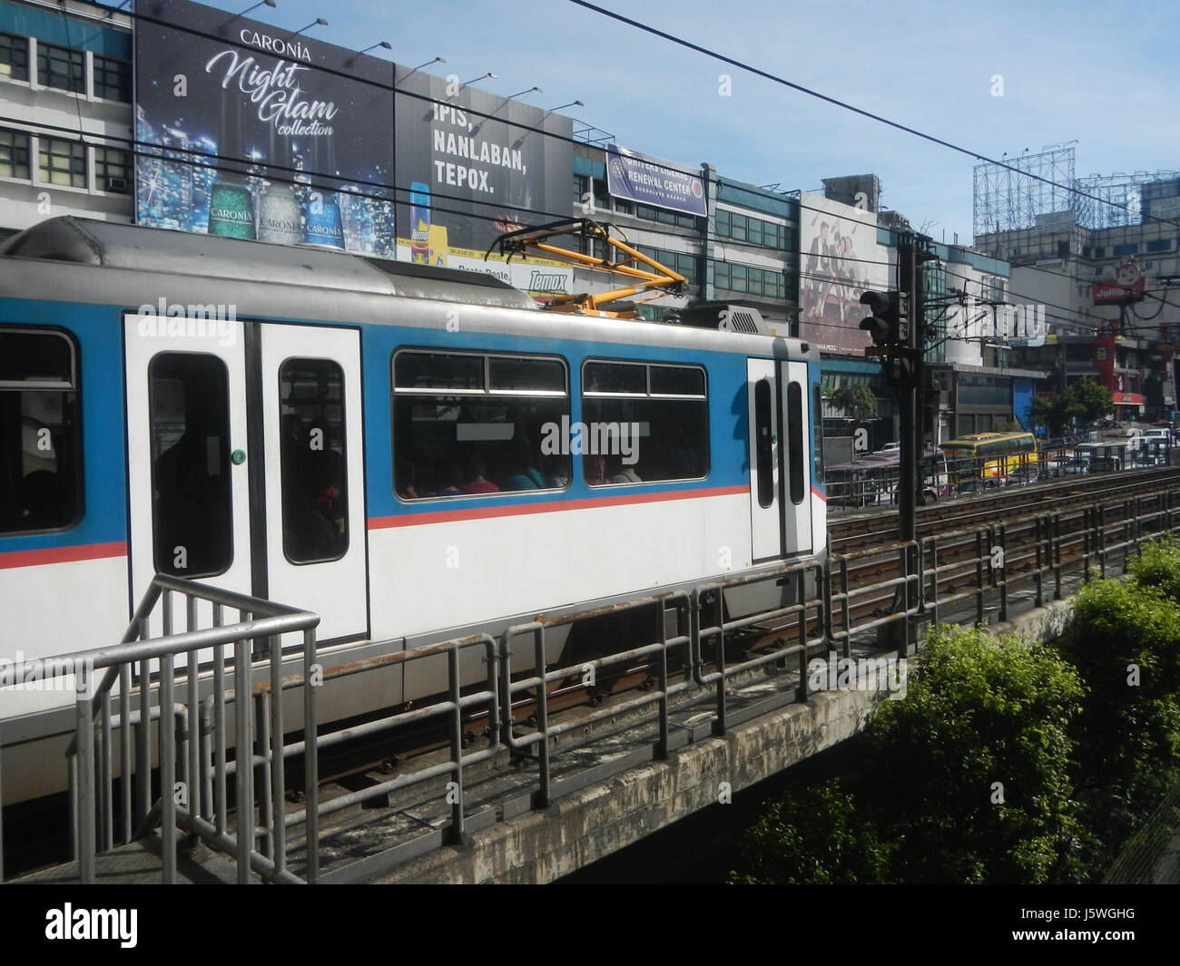 02970 Guadalupe Cloverleaf Interchange Park MRT Station Mandaluyong ...