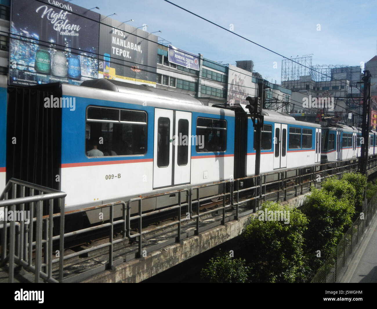 02970 Guadalupe Cloverleaf Interchange Park MRT Station Mandaluyong ...