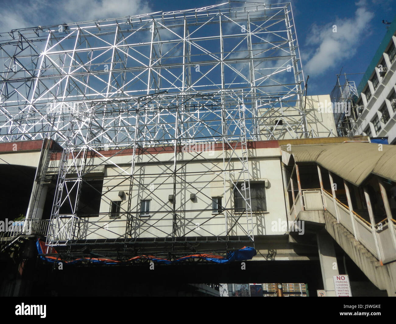 03022 Guadalupe Cloverleaf Interchange Park MRT Station Mandaluyong ...