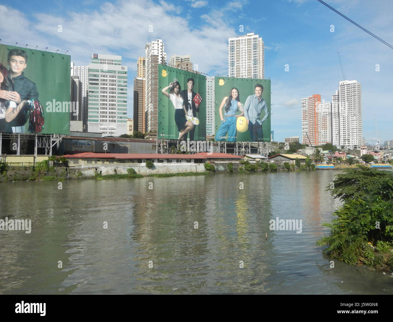 03047 Pasig River Park J. P. Rizal Extension Bridge Cembo, Makati City ...