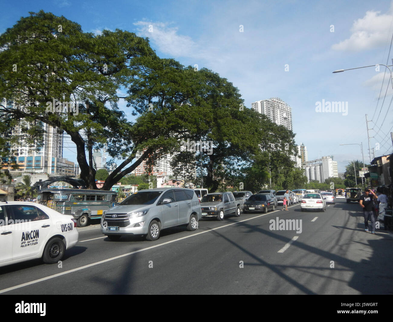 An image of Guadalupe Park situated along the Pasig River in Makati ...