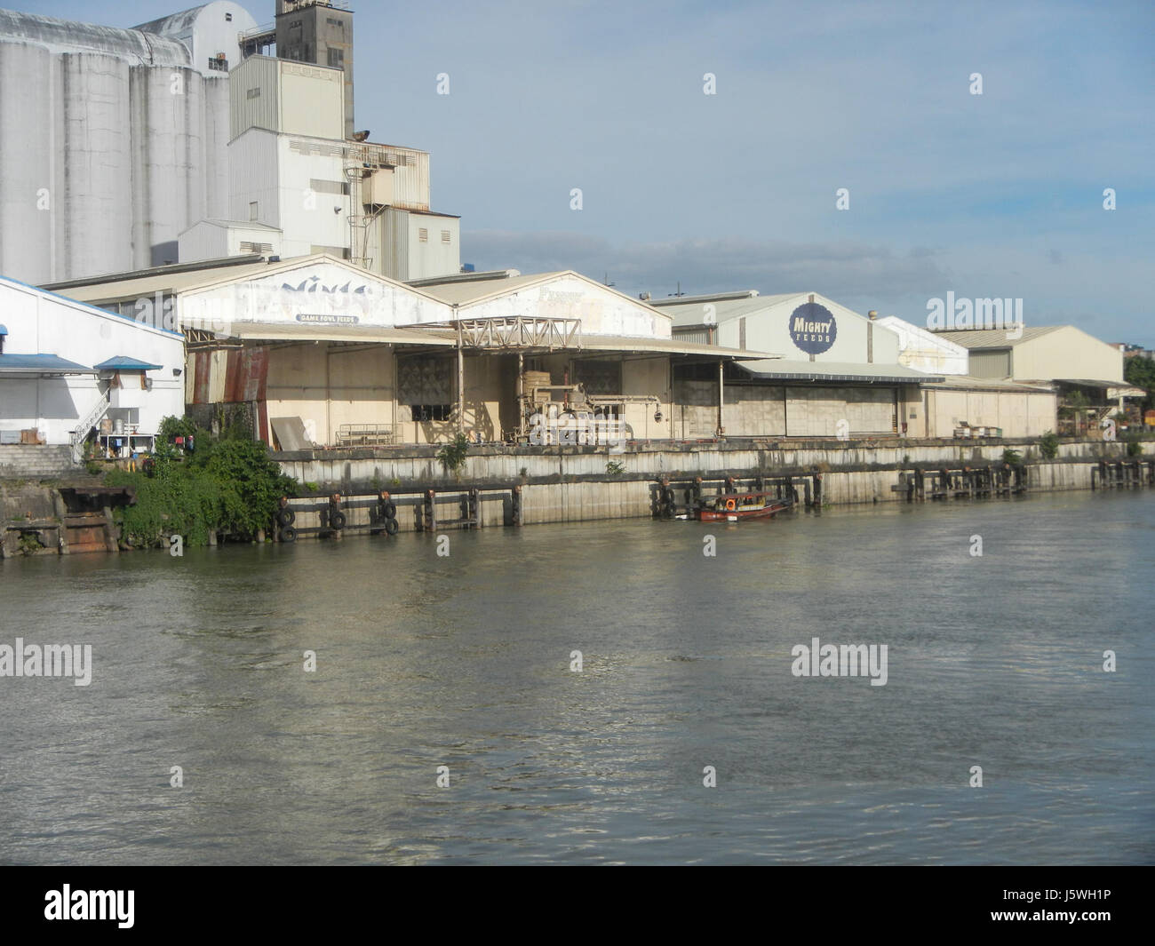 This image showcases the Pasig River Park Baywalk, located along J. P ...