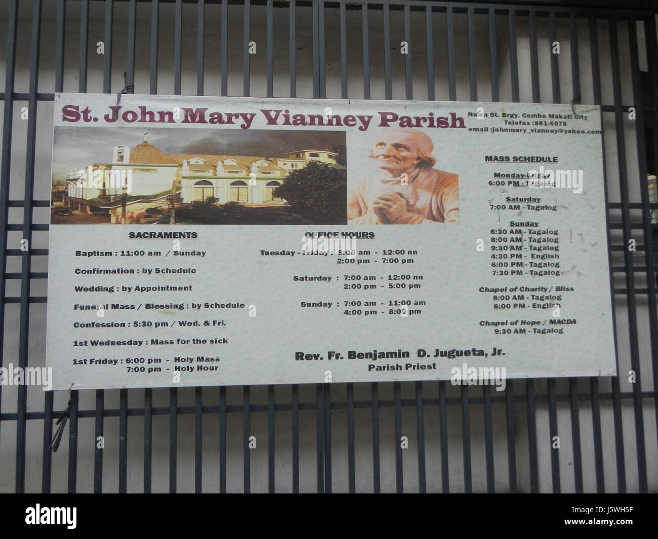 03390 Saint John Mary Vianney Parish Church Cembo, Makati City 07 Stock ...