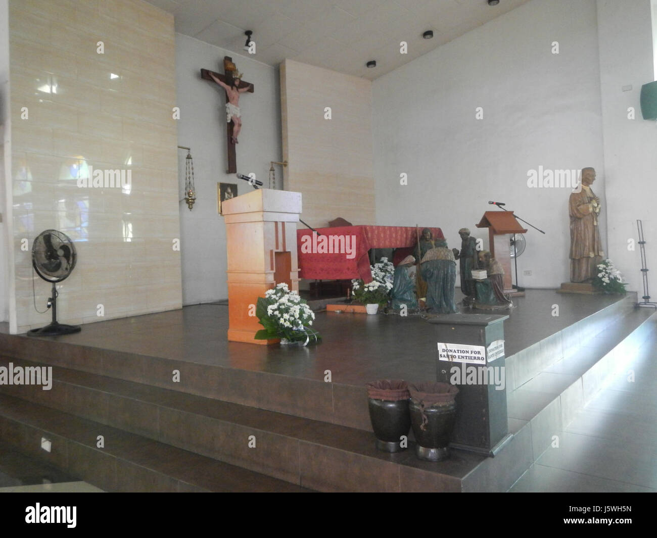 03390 Saint John Mary Vianney Parish Church Cembo, Makati City 12 Stock ...