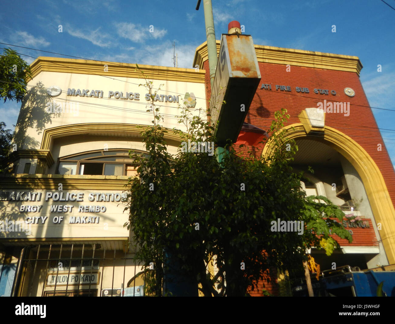 The Makati Park & Garden is a public park located in West Rembo, Makati ...