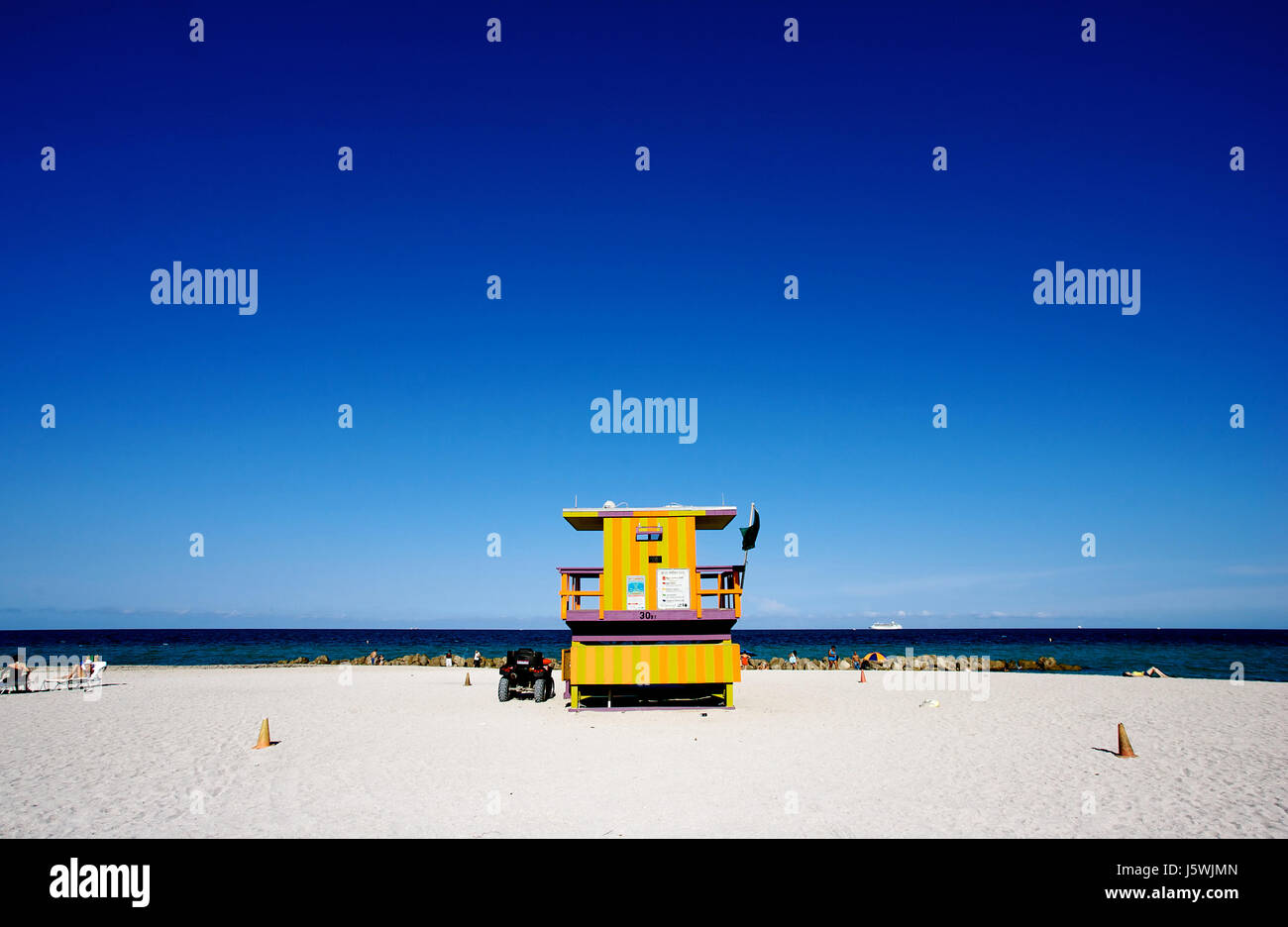 Baywatch hi-res stock photography and images - Alamy