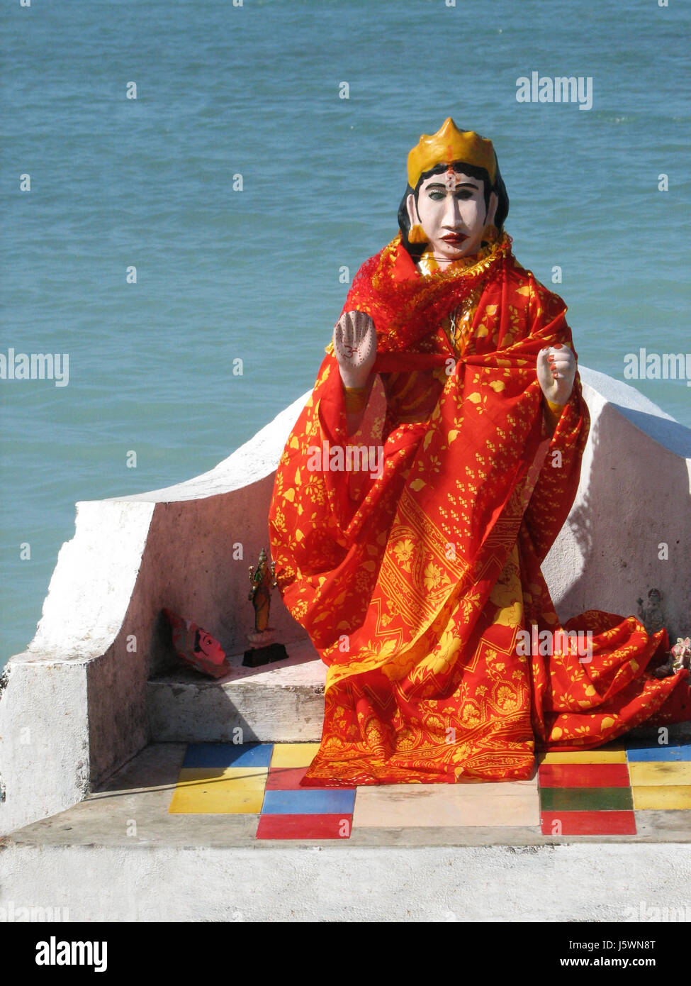 mauritius hindu salt water sea ocean water religion coloured colourful ...