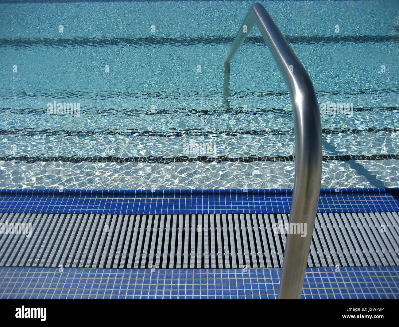 swimming entry water swiming swim swims to do the crawl pool blue ...