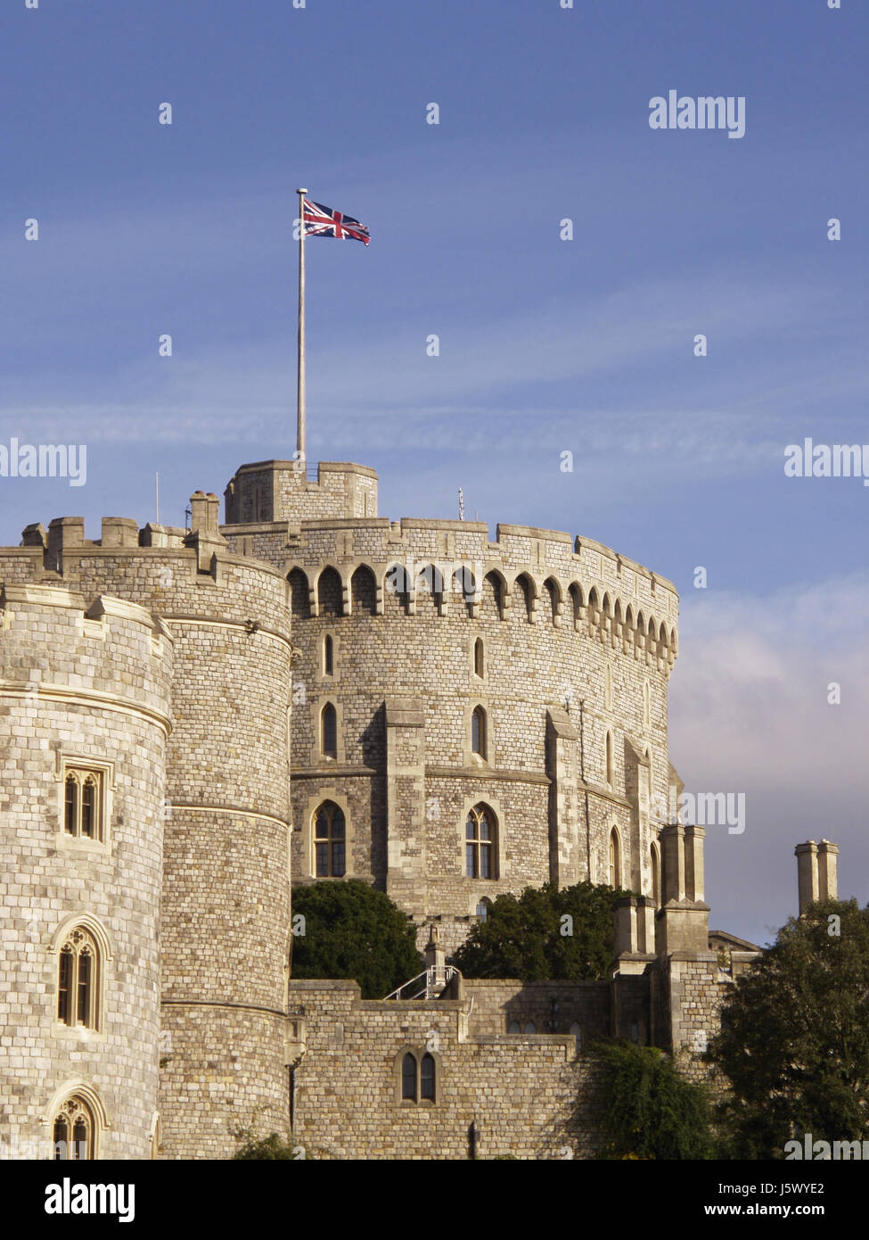 tower round about flag castle chateau tower tree trees park window ...