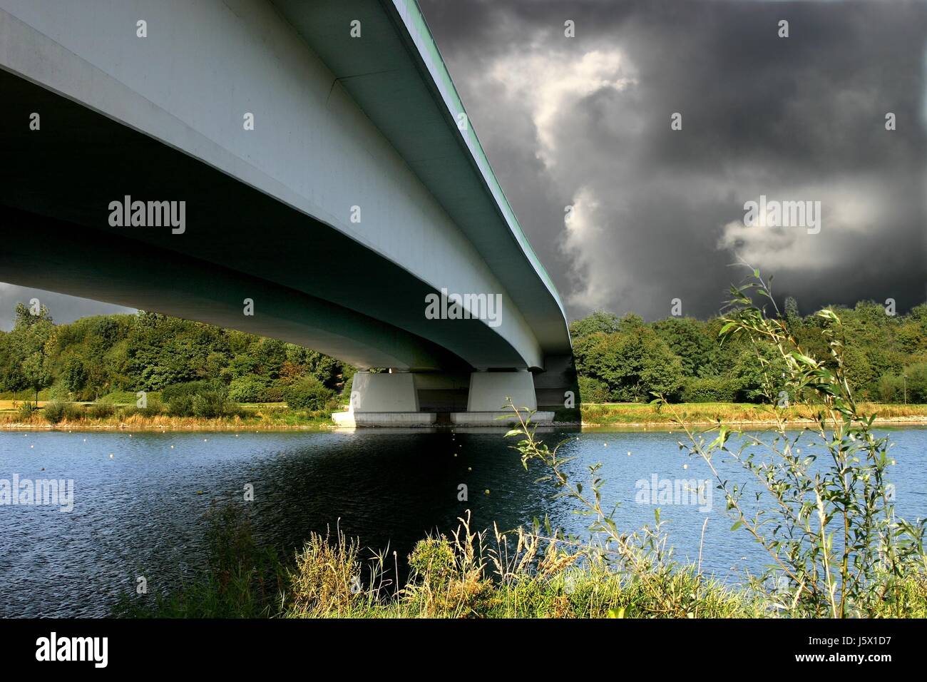 bridge processor concrete perspective prospect style of construction ...