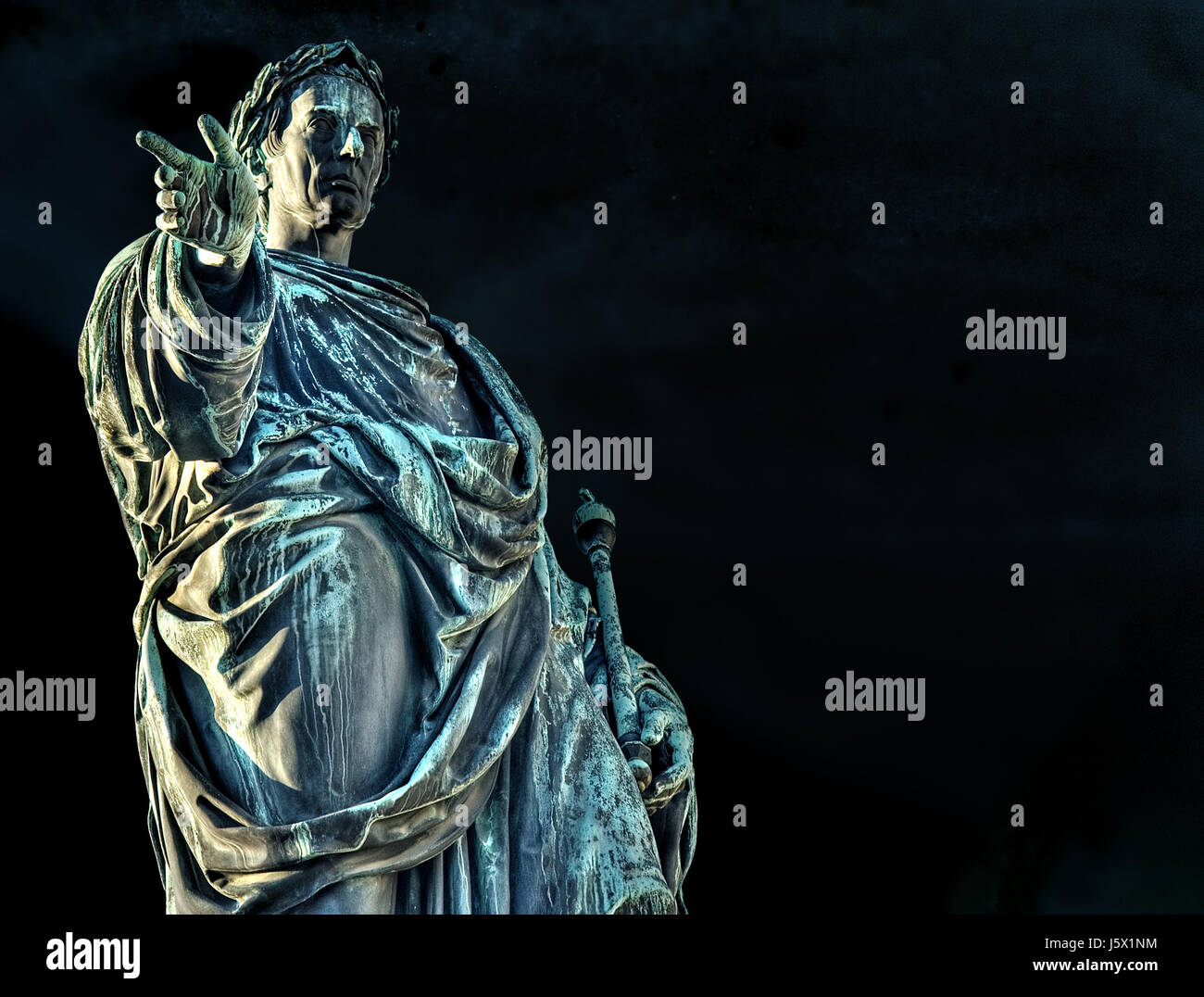 statue vienna emperor king monarchy historical city town monument ...