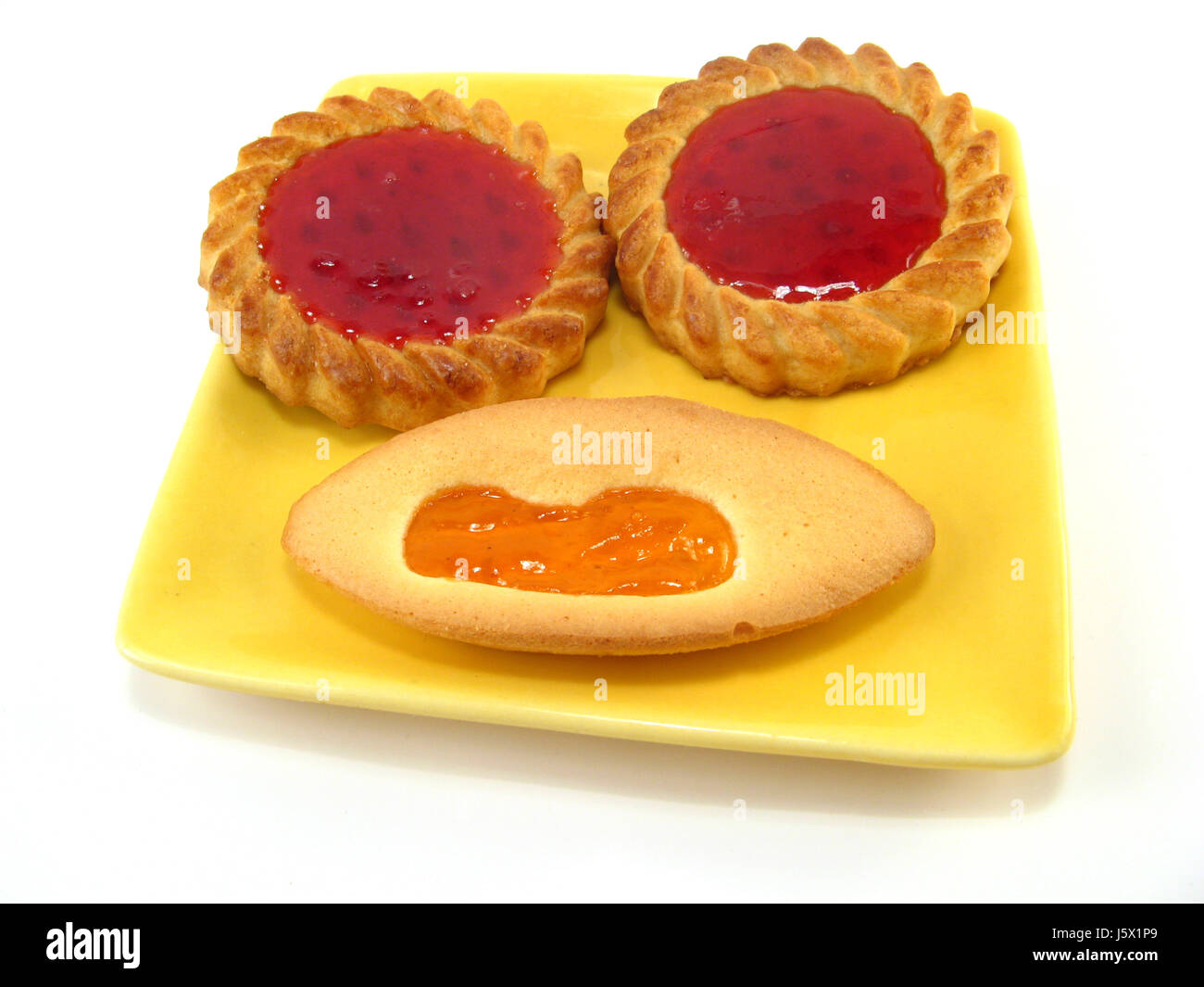 pastry strawberry boat biscuits cookies tart apricots rowing boat ...