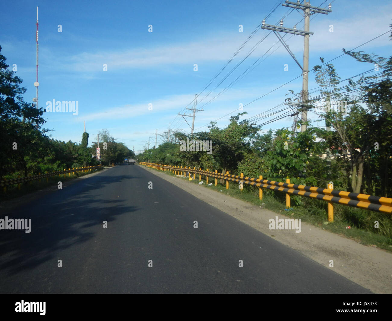This image depicts the road network connecting Oriente, San Vicente ...