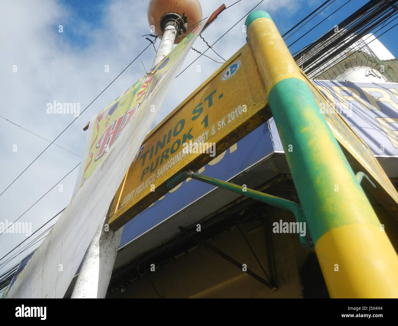 This map outlines Tinio Street, J. Malgapo Street, Magno Street, and ...