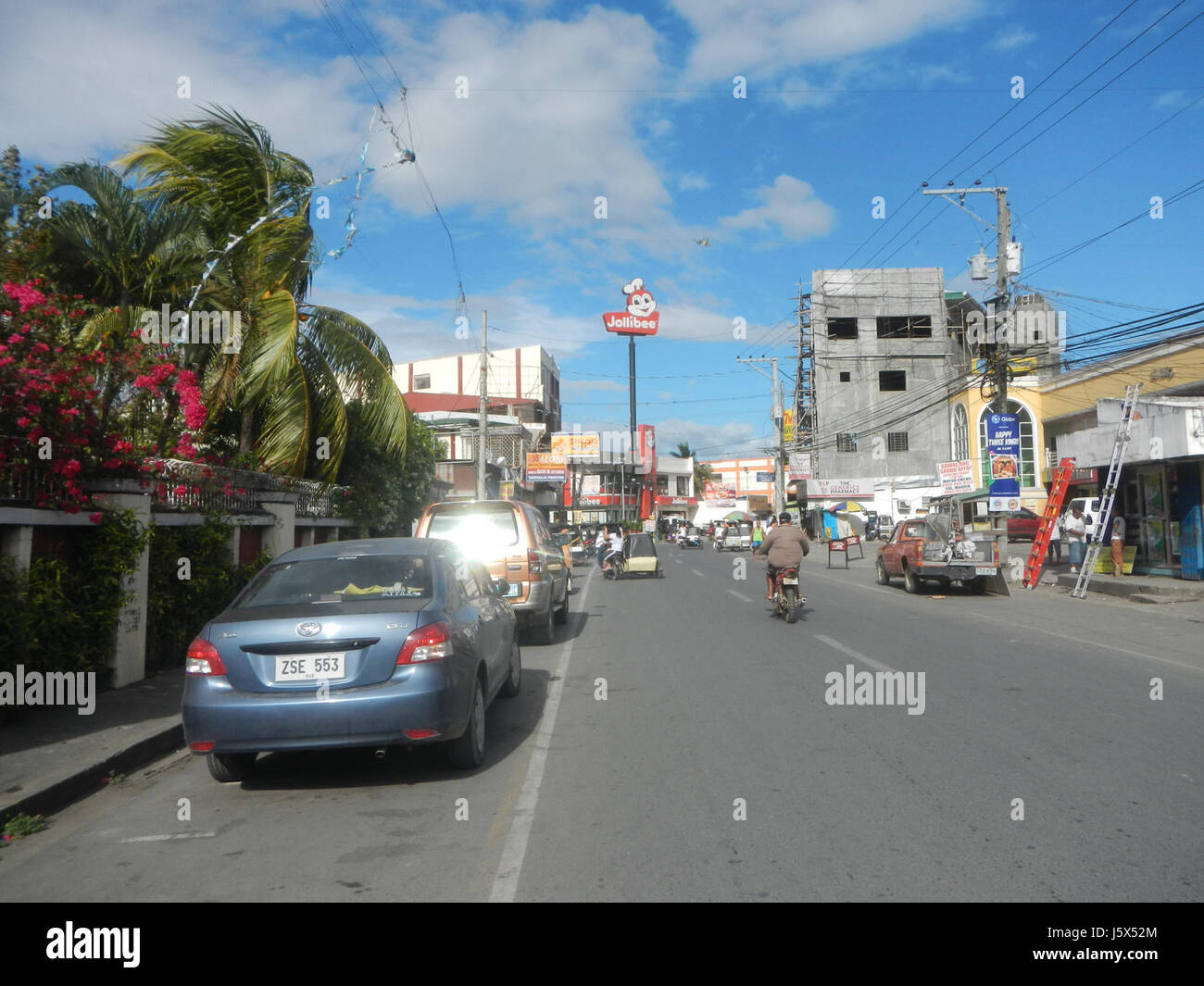 Photograph of the intersection of Tinio Street and J. Malgapo Street in ...