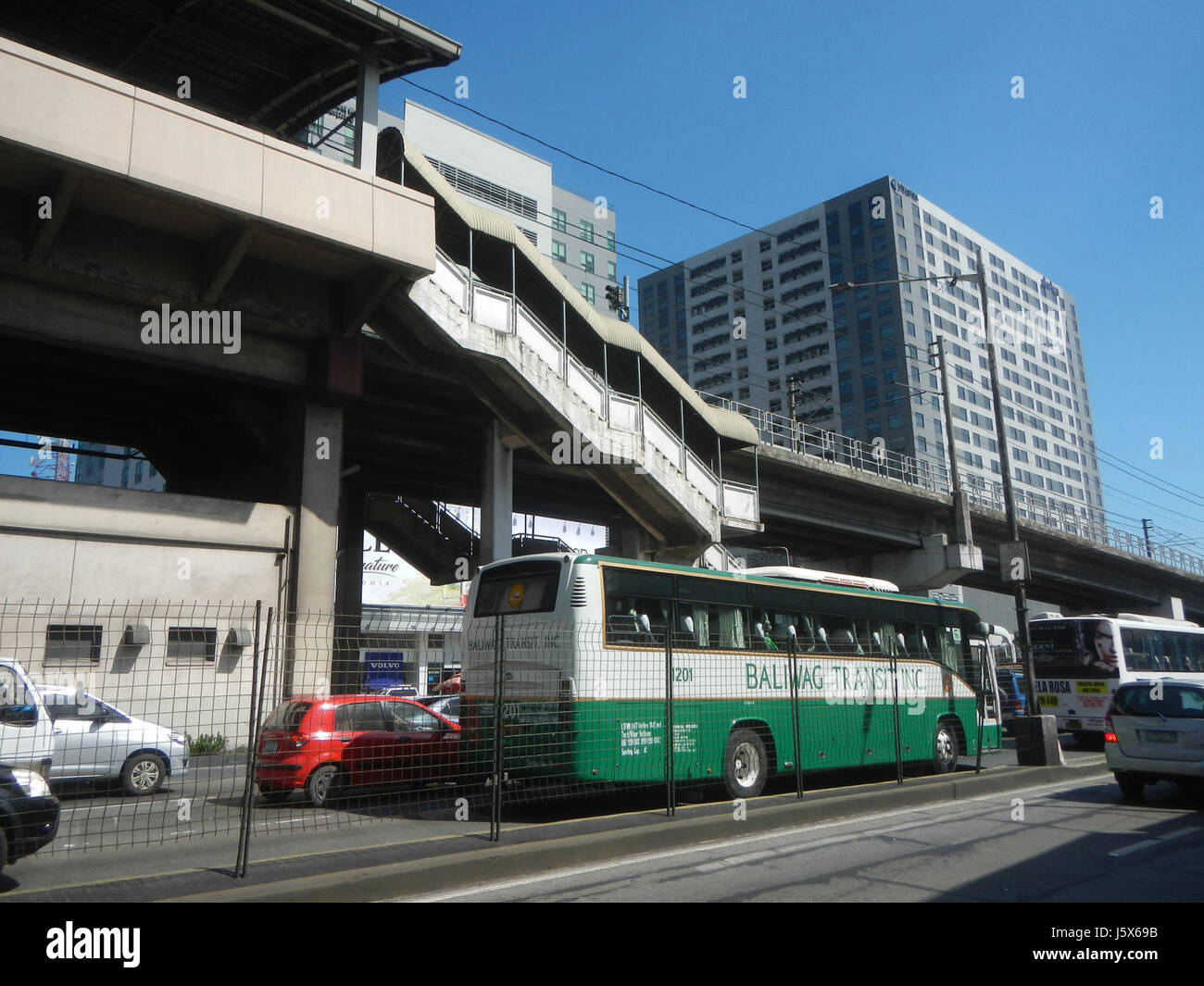 0001 Quezon Avenue MRT Stations Eton Centris EDSA road 18 Stock Photo ...