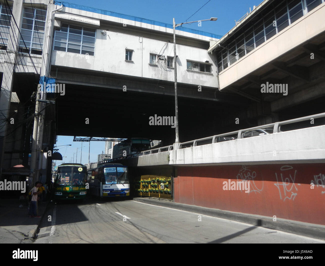 0031 Quezon Avenue MRT Stations Eton Centris EDSA road 16 Stock Photo ...