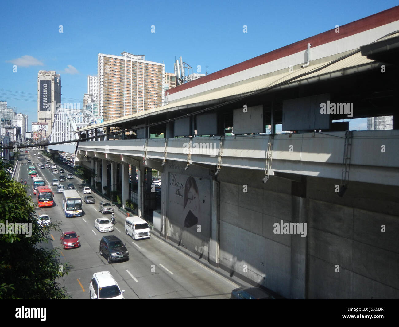 The Guadalupe-Makati-Mandaluyong Bridge is a key bridge connecting ...