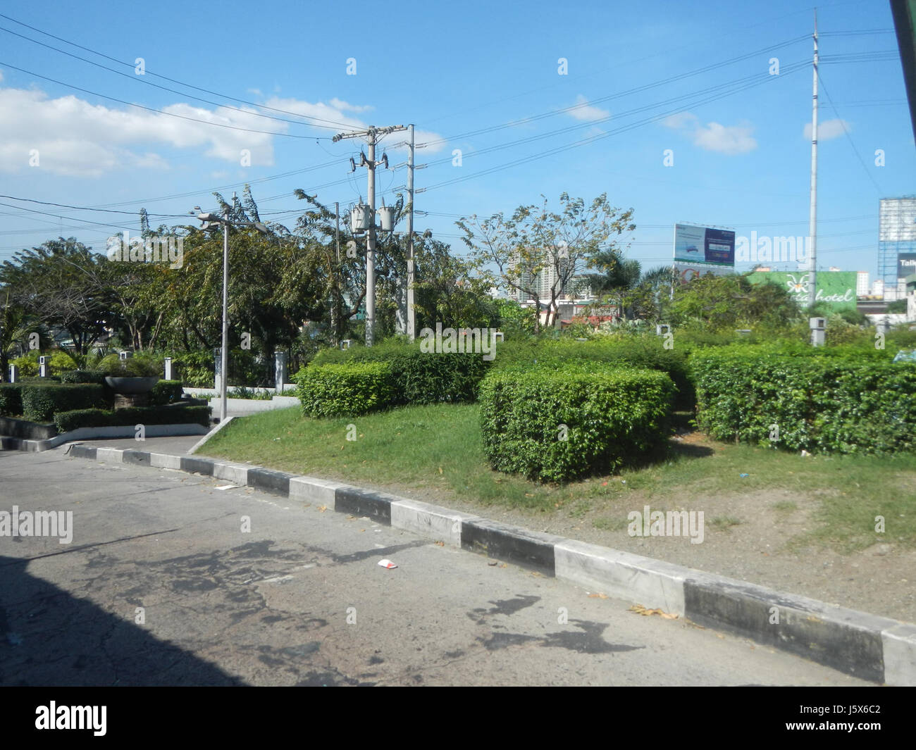 This photograph captures the intersection of Guadalupe, Makati, and ...