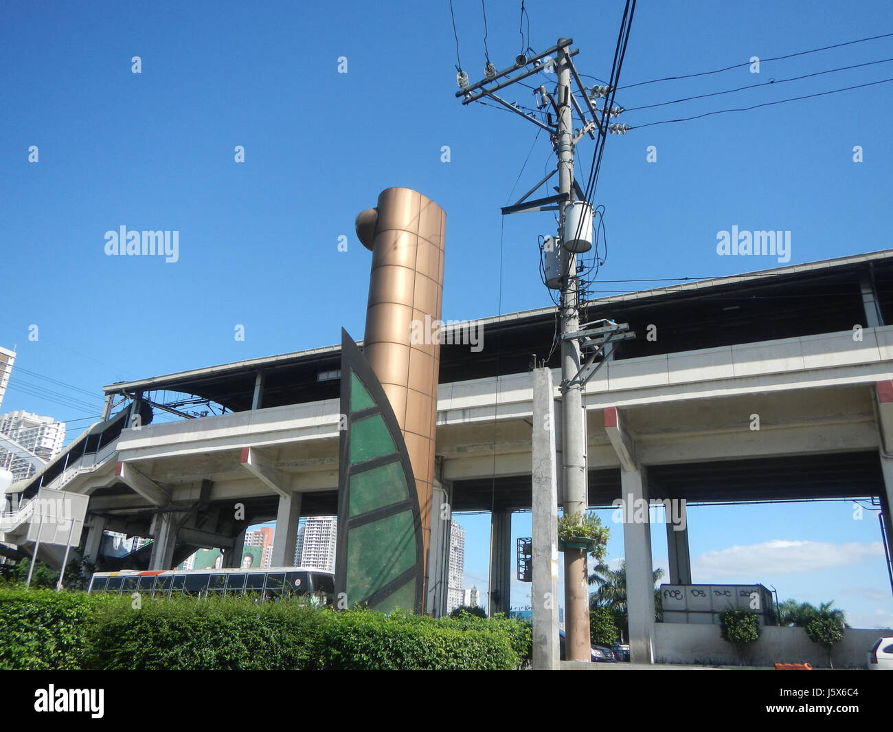 0061 Guadalupe Makati Mandaluyong Bridge MRT-40 Station Bridge Quezon ...