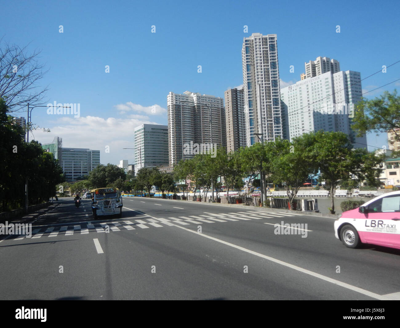 0231 Pasig River Park Cembo West Rembo Makati City J. P. Rizal Street ...