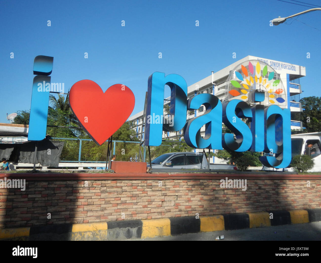 The Pasig City boundary near Buting Bridge marks the transition between ...