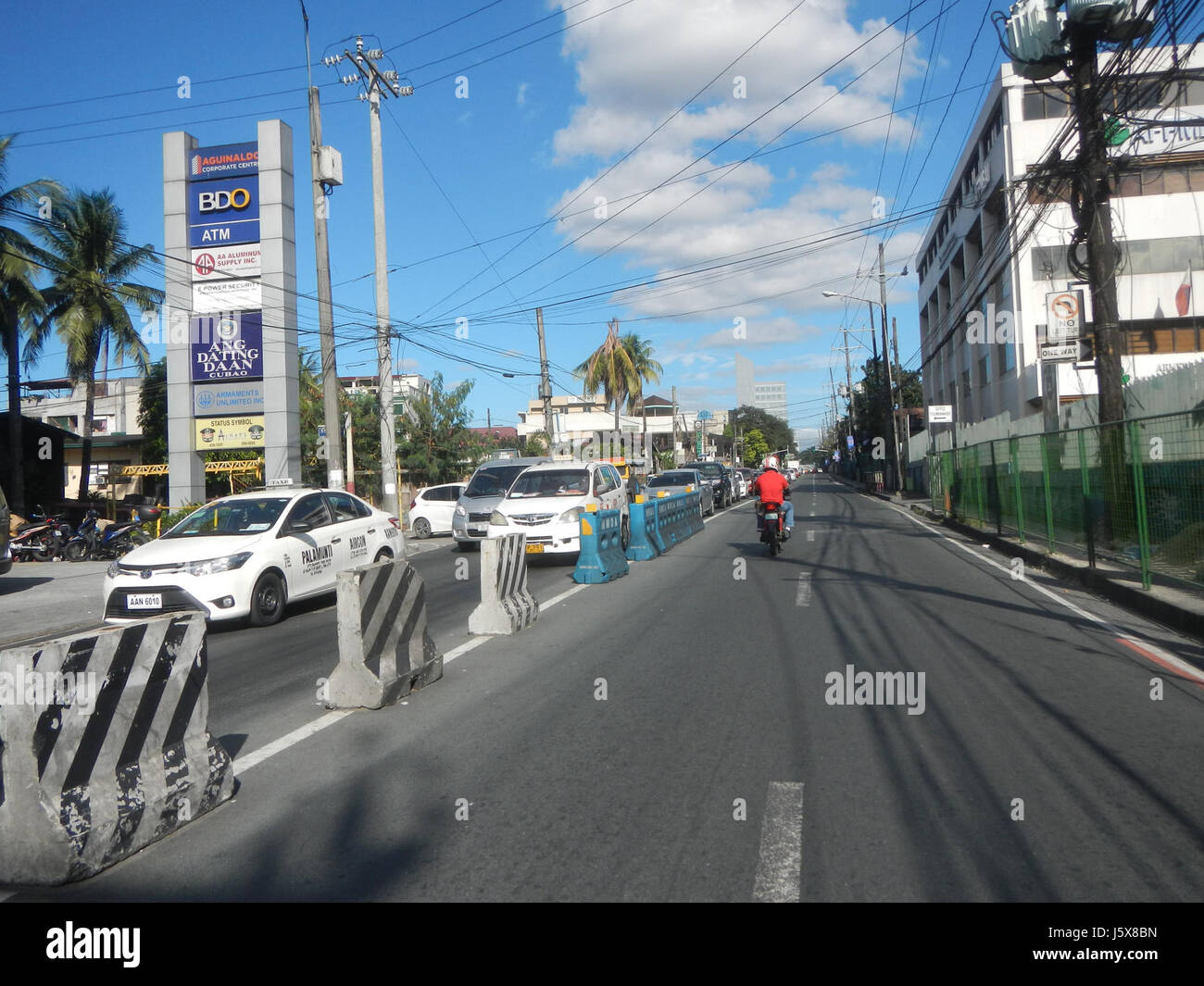 Araneta avenue hi-res stock photography and images - Alamy