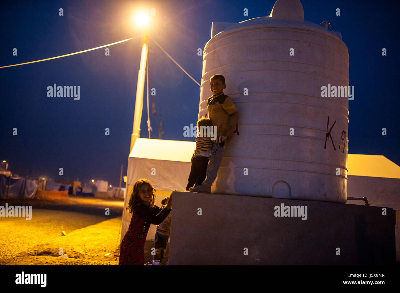 Water displacement tank hi-res stock photography and images - Alamy