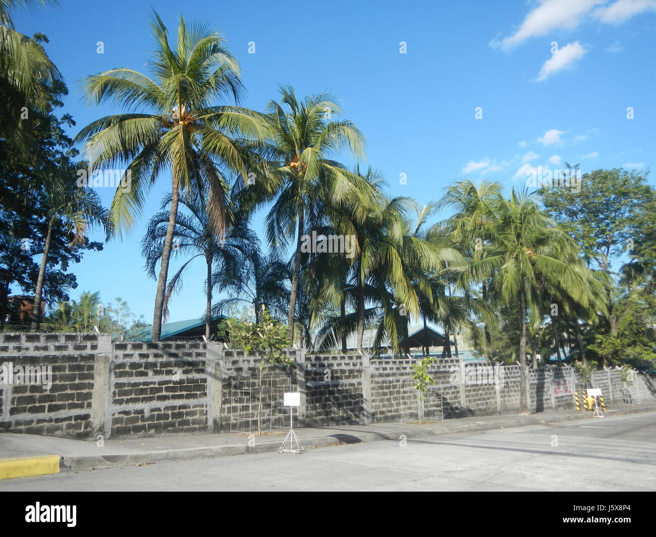 This image shows the buildings in Bagumbayan Libis, Eastwood, Quezon ...