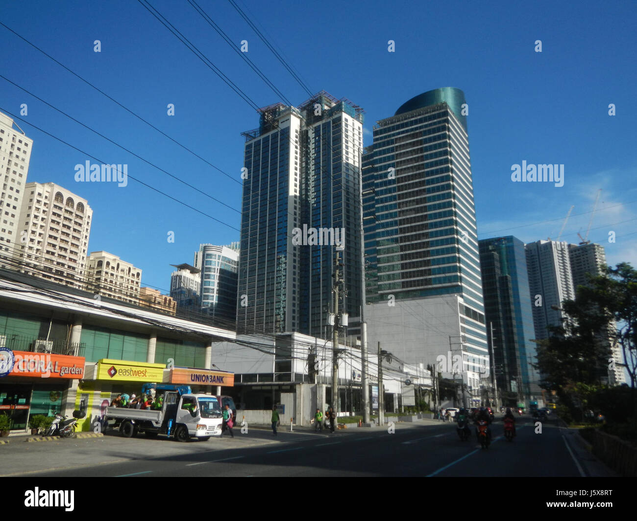 This map illustrates key buildings and infrastructure in the Bagumbayan ...