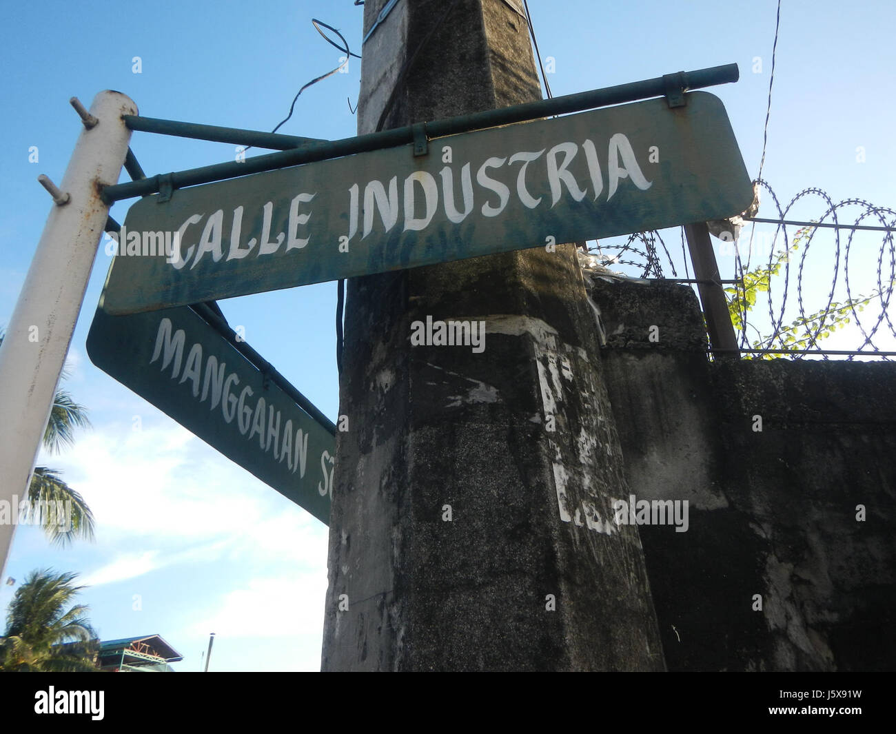 The buildings in the Bagumbayan, Libis, and Eastwood areas of Quezon ...