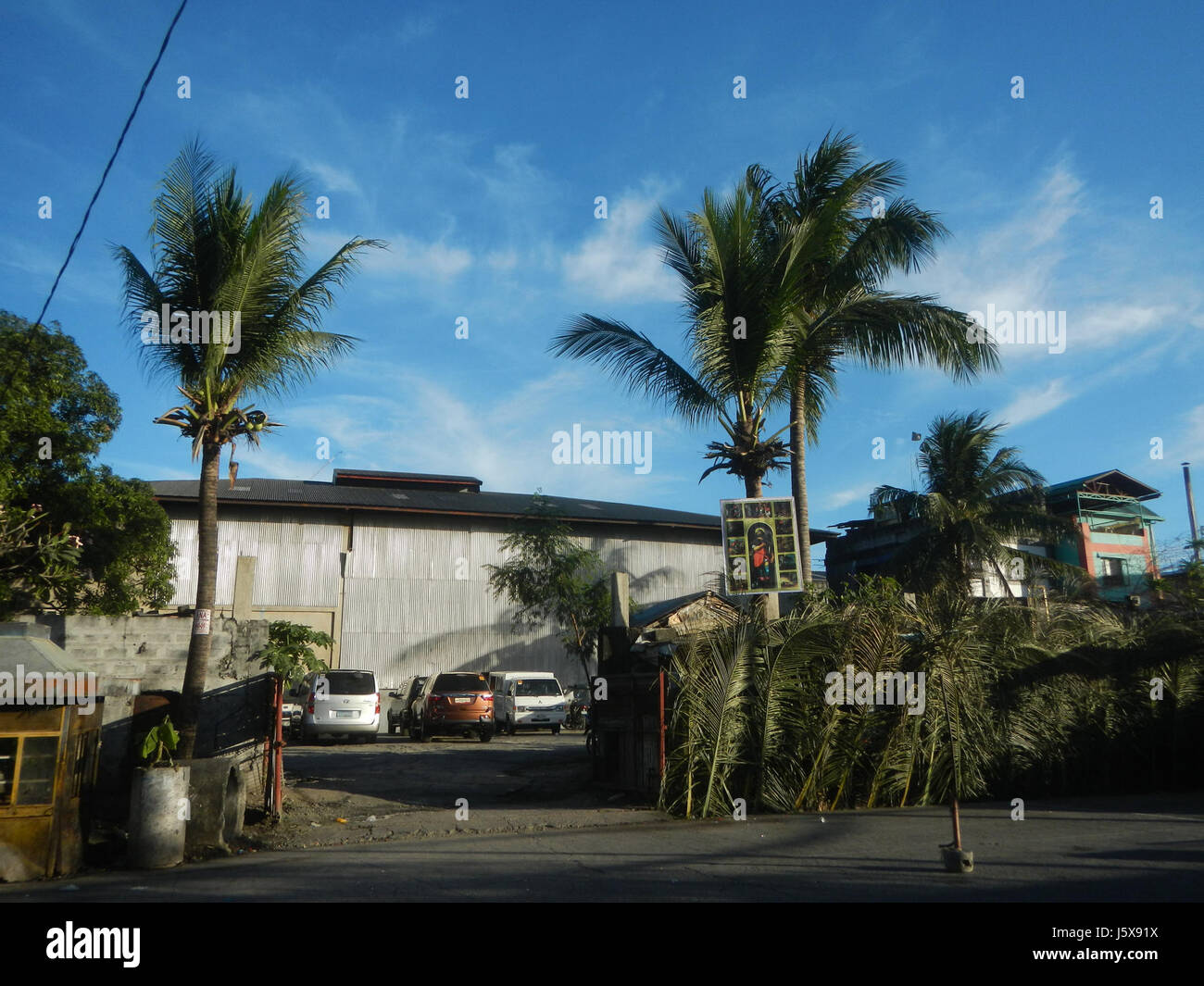 Bagumbayan Libis and Eastwood in Quezon City are known for their ...