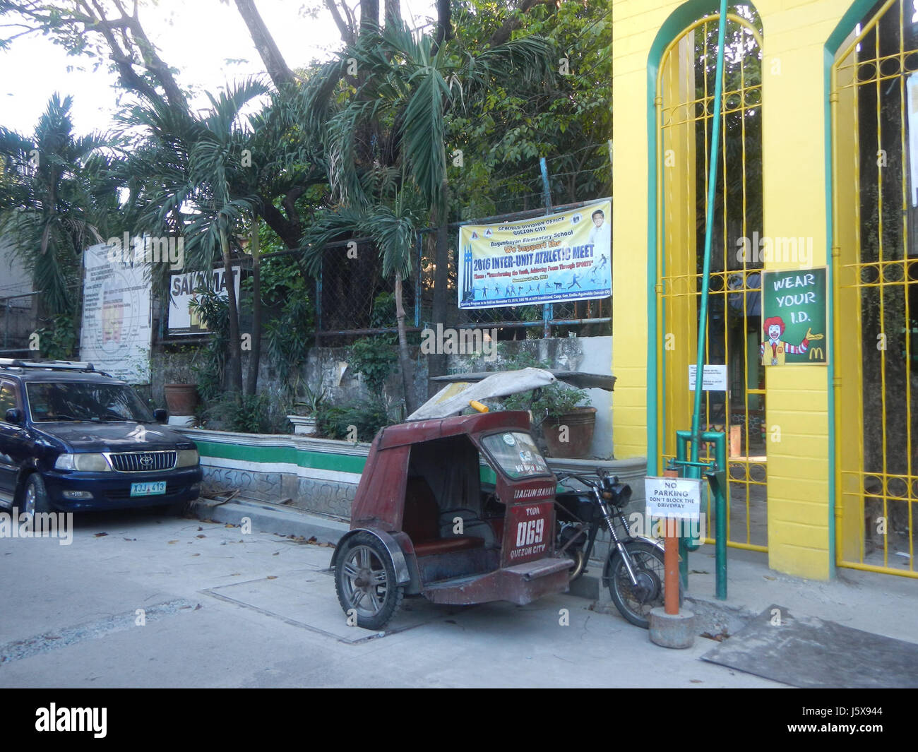03852 Bagumbayan Libis Eastwood San Roque Parish Quezon City Buildings ...