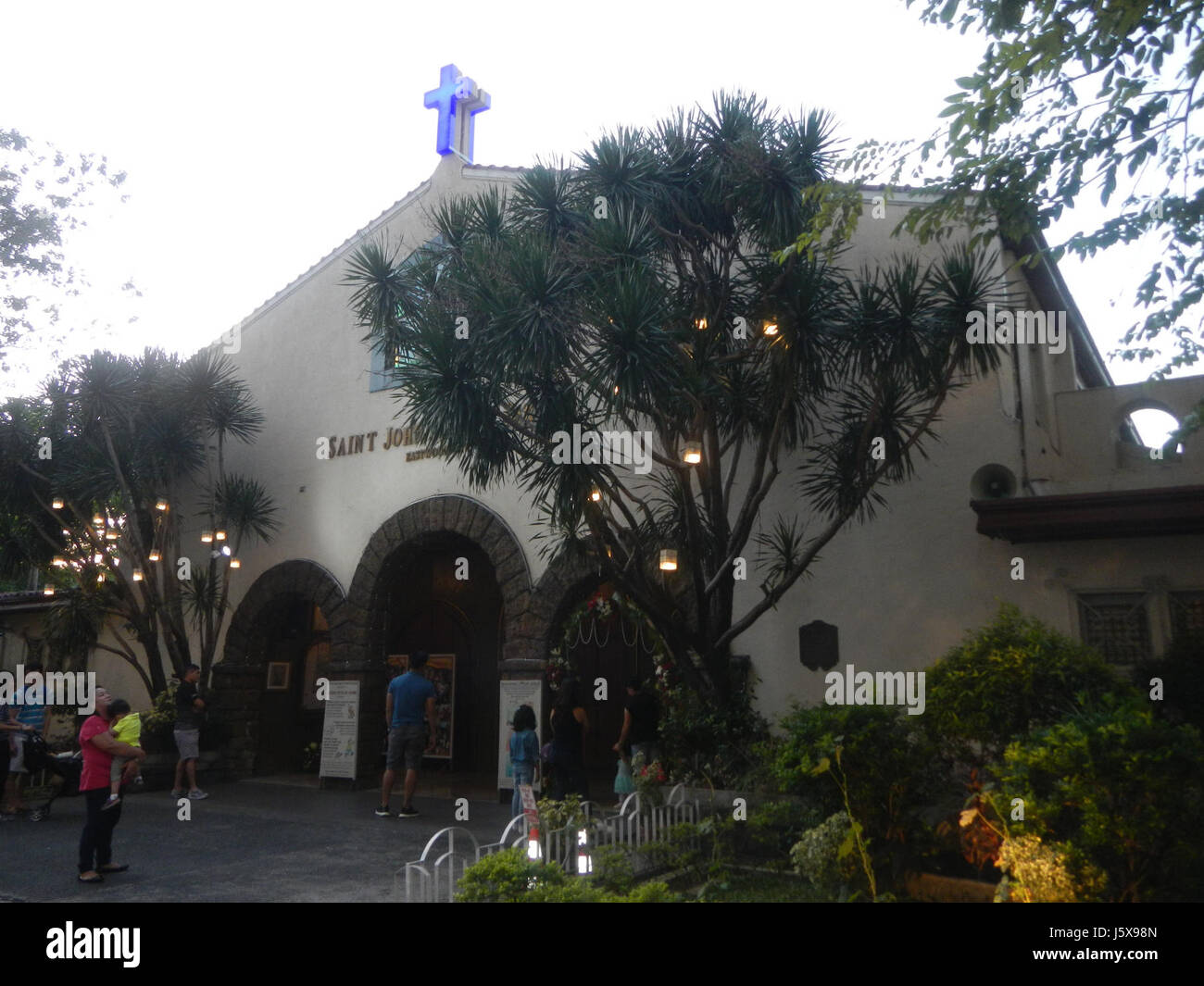 Commercial_hub hi-res stock photography and images - Alamy