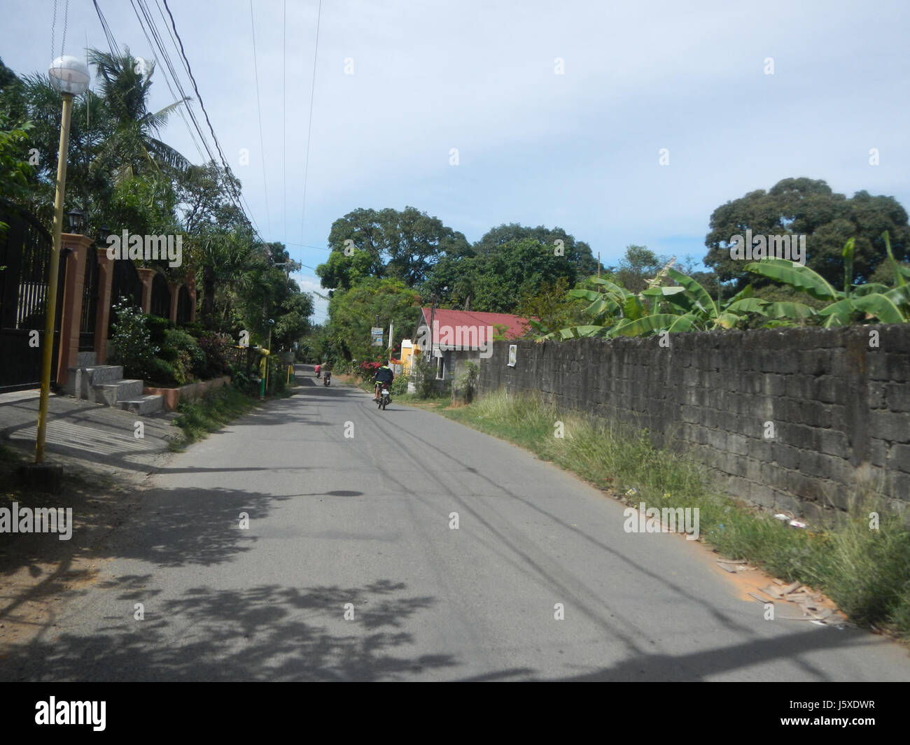 This map highlights the roads around Poblacion San Roque in Bagong ...