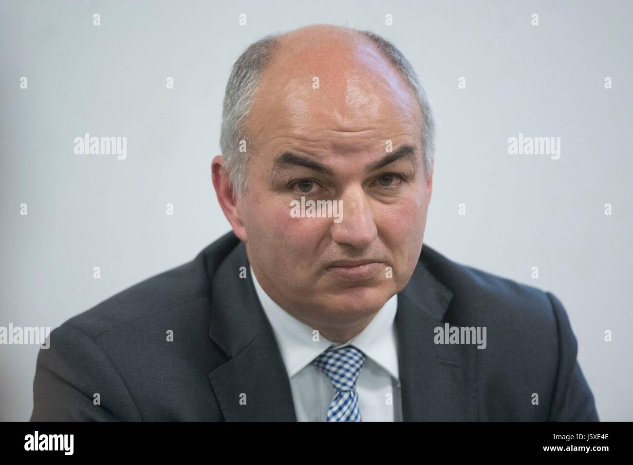 Acting detective superintendent hi-res stock photography and images - Alamy