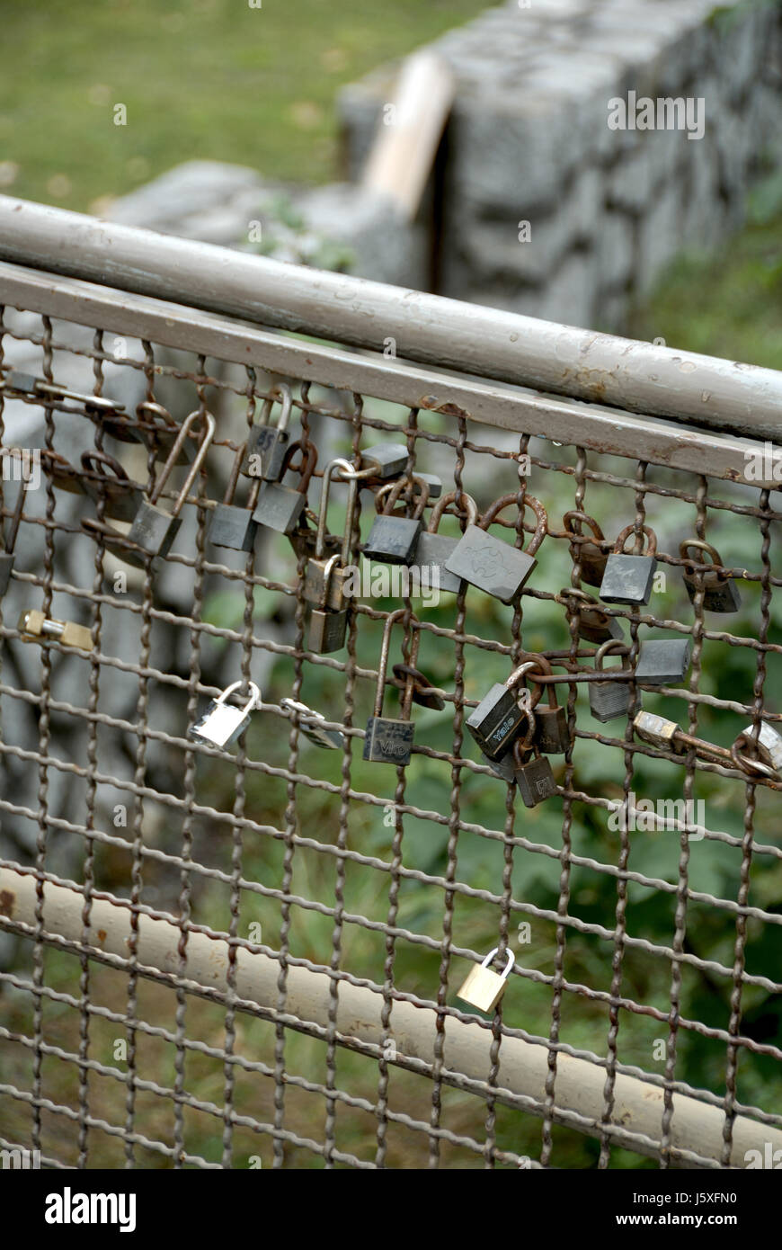 lock detail connected steel fence ally tube pipe conjoined chain bike ...
