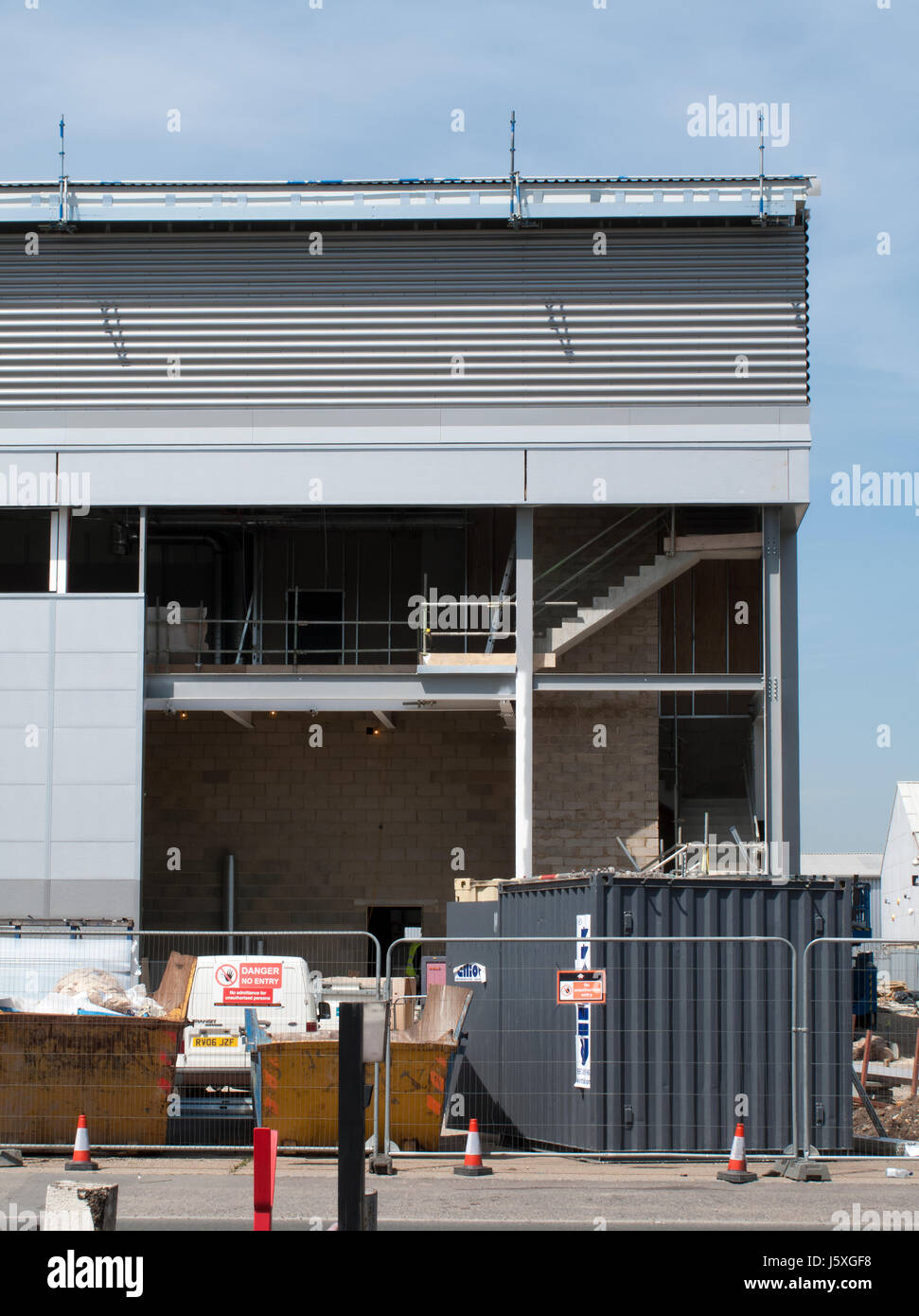 construction site, new commercial warehouse and office development ...